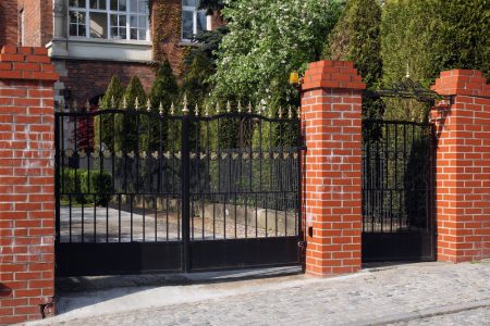 12 Front Gate Designs to Enhance Your Home's Curb Appeal