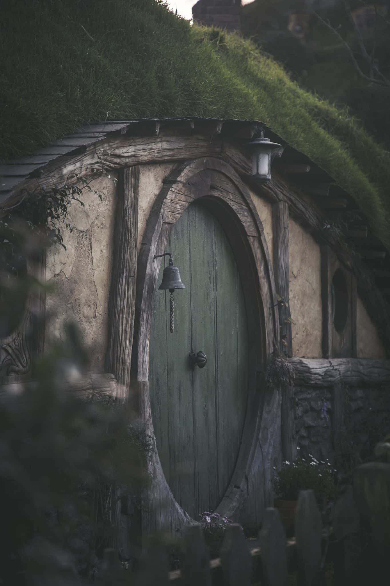 Top 20 Stunning Round Door Designs