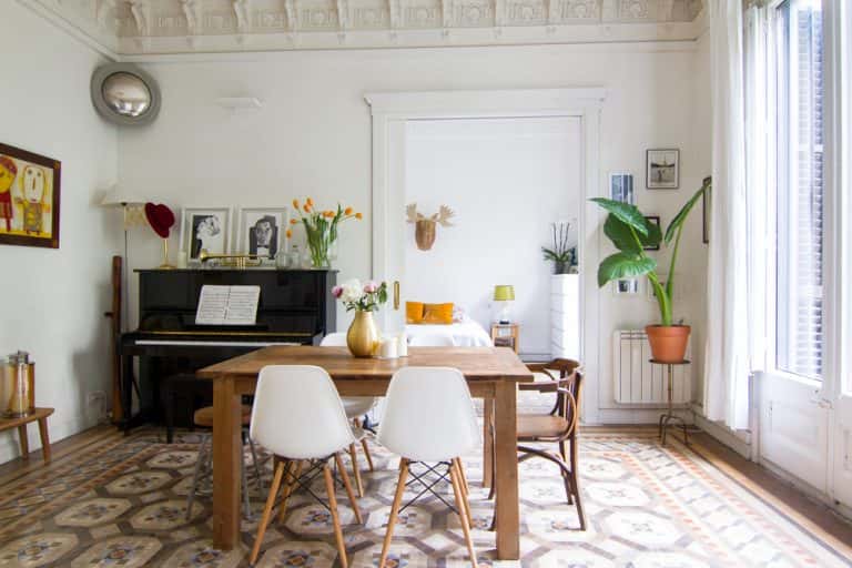 Plus-Minus POP Designs: The Perfect Blend of Style and Exuberance