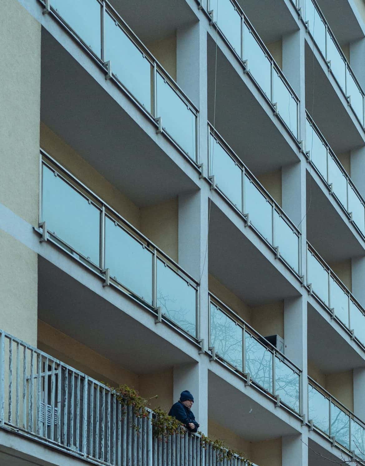 Captivating House Parapet Designs Ideas for Urban Homes