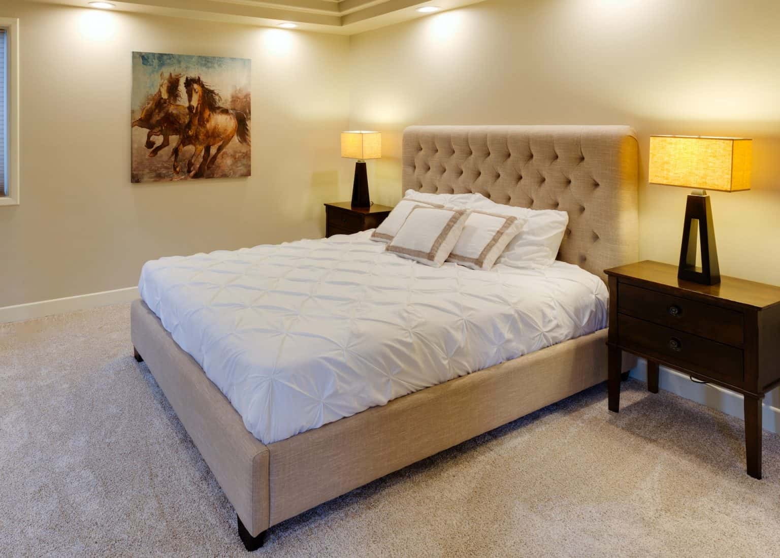 How Automatic House Lights Boost Security & Save Energy