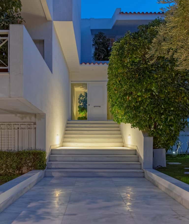 Improve Your Home's Curb Appeal with These Impressive Front Stair Designs
