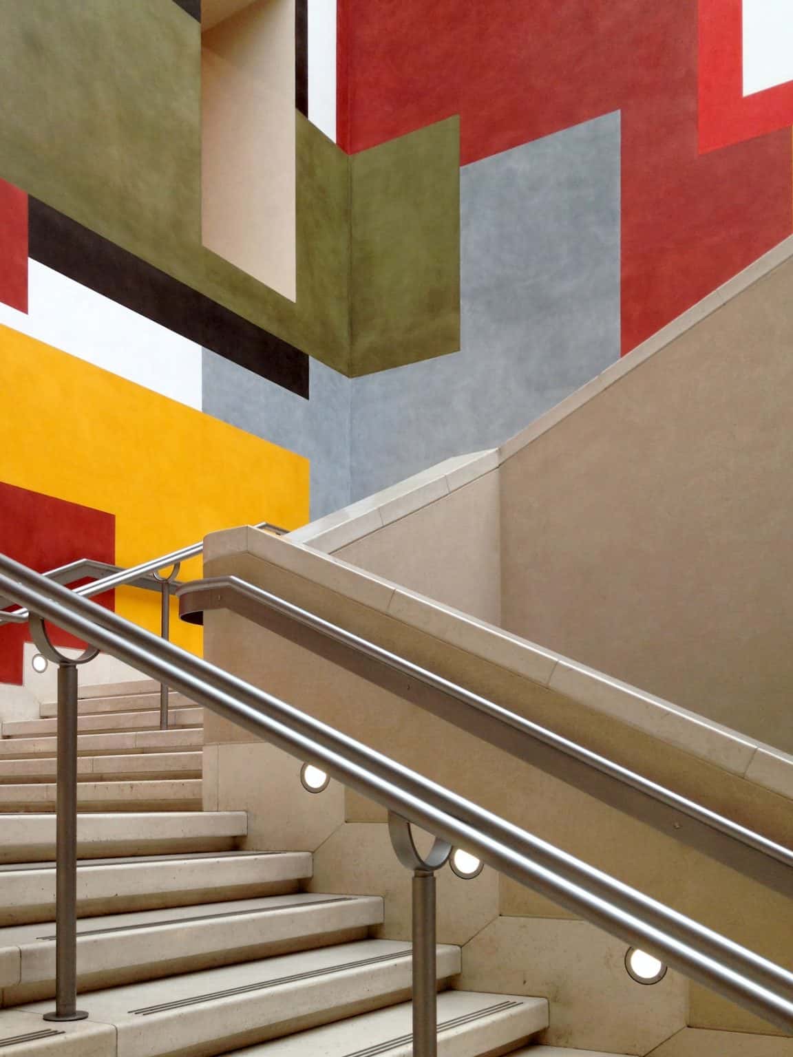 Memphis Design Style for Bold and Modern Interior Looks