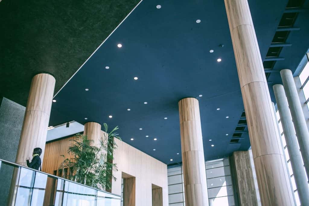 8 POP Designs for Lobby That Will Make Heads Turn