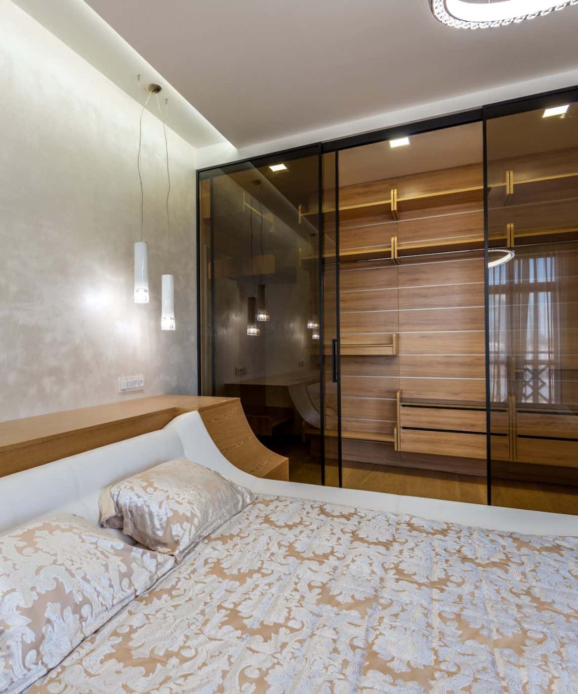 Fall in Love with These 12 Beautiful Wardrobe with Lights