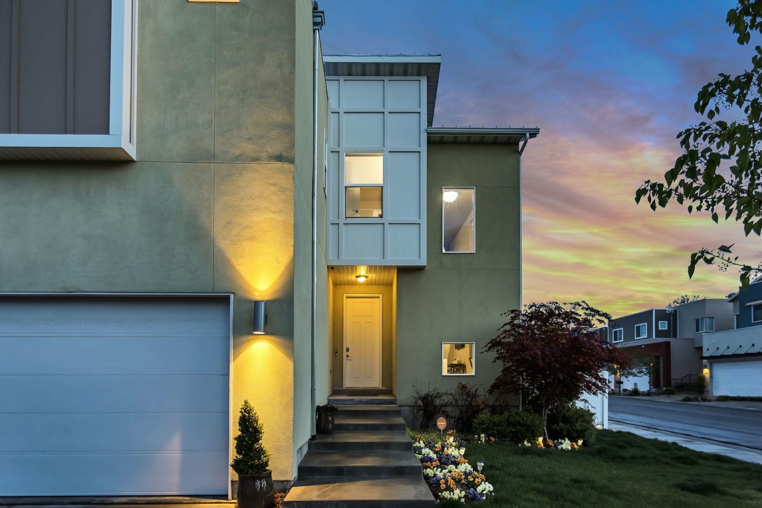 L-Shaped House Design with Open Layouts for Stylish Living